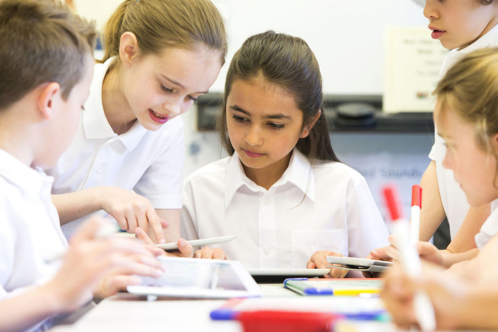 Paperless Classroom: How Digital Tools Save Time and Boost Learning
