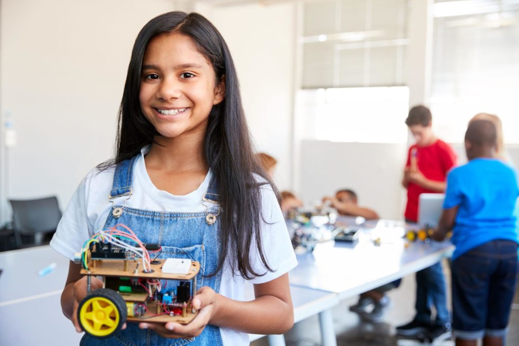 Teaching Robotics: Engaging, Hands-On Lesson Plan Ideas